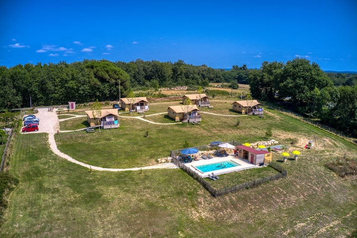 Tente Lodge Safari 40m² + Terrasse Couverte - Périgord