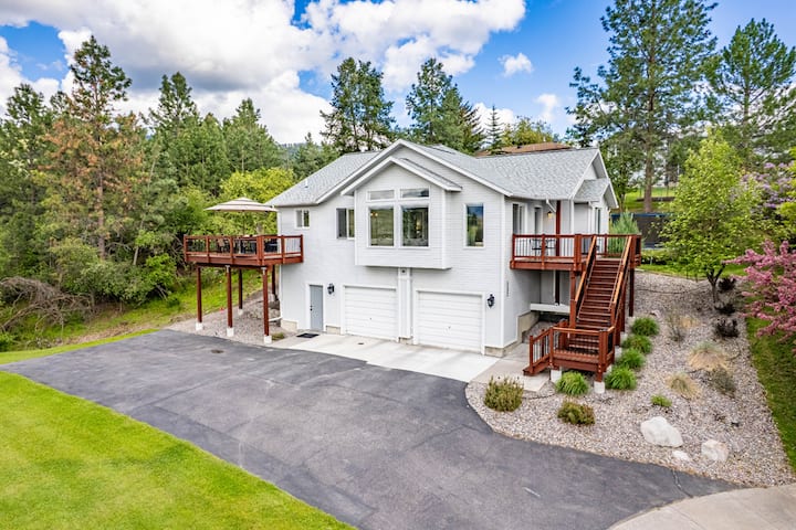 Modern Home With Mountain Views - Missoula, MT