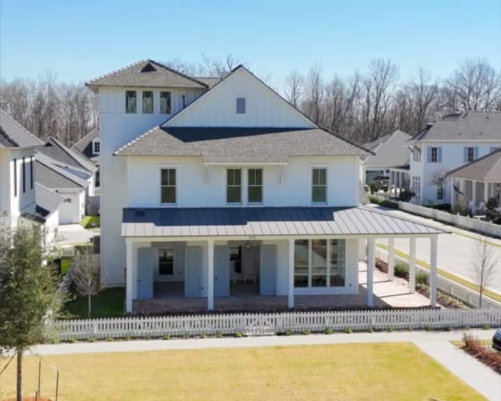 The Kentwood - A Luxury Home - 巴頓魯治