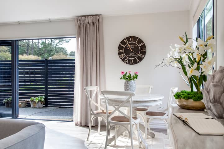 The Woolshed Maison - Parakai