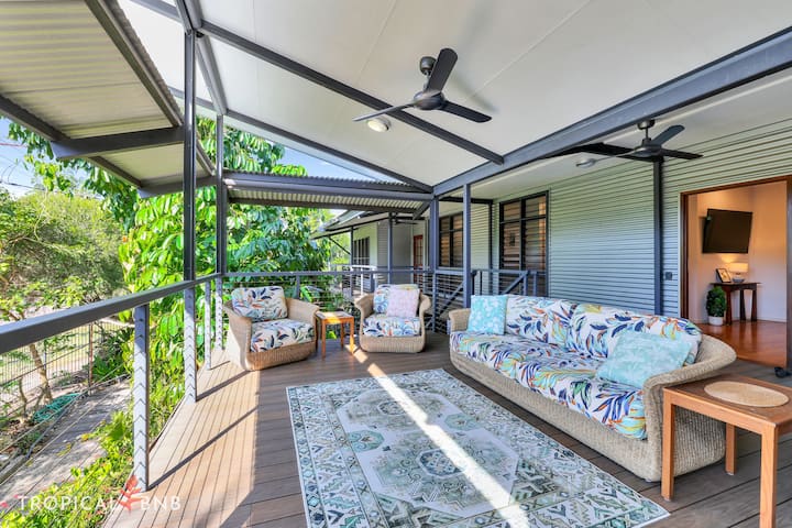 The Treehouse | Big Balcony | 3bd, 2 Bth With Spa - ダーウィン
