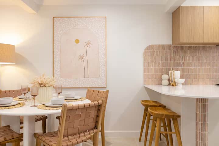 50 Meters To Wamberal Beach Luxury, Pet-friendly, - Terrigal