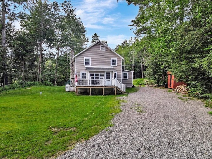 Year Round Lake Access Home - Beach Road, ME