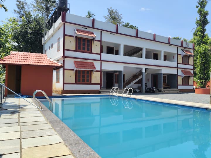 Empire Life Pool Villa - Wayanad