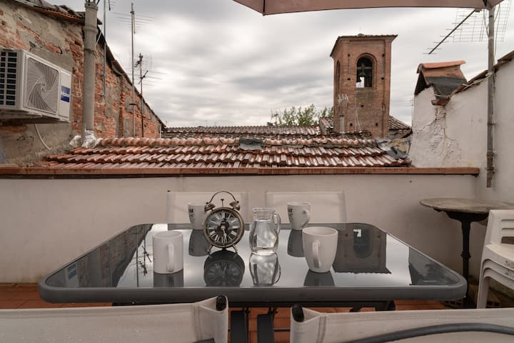 La Terrazza Su Lucca - Vivere Lucca In Pelleria - Lucca