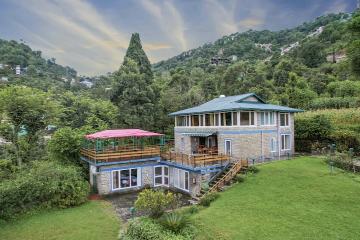 Kasauli Estate | Heritage 5br With Lawn - Kasauli