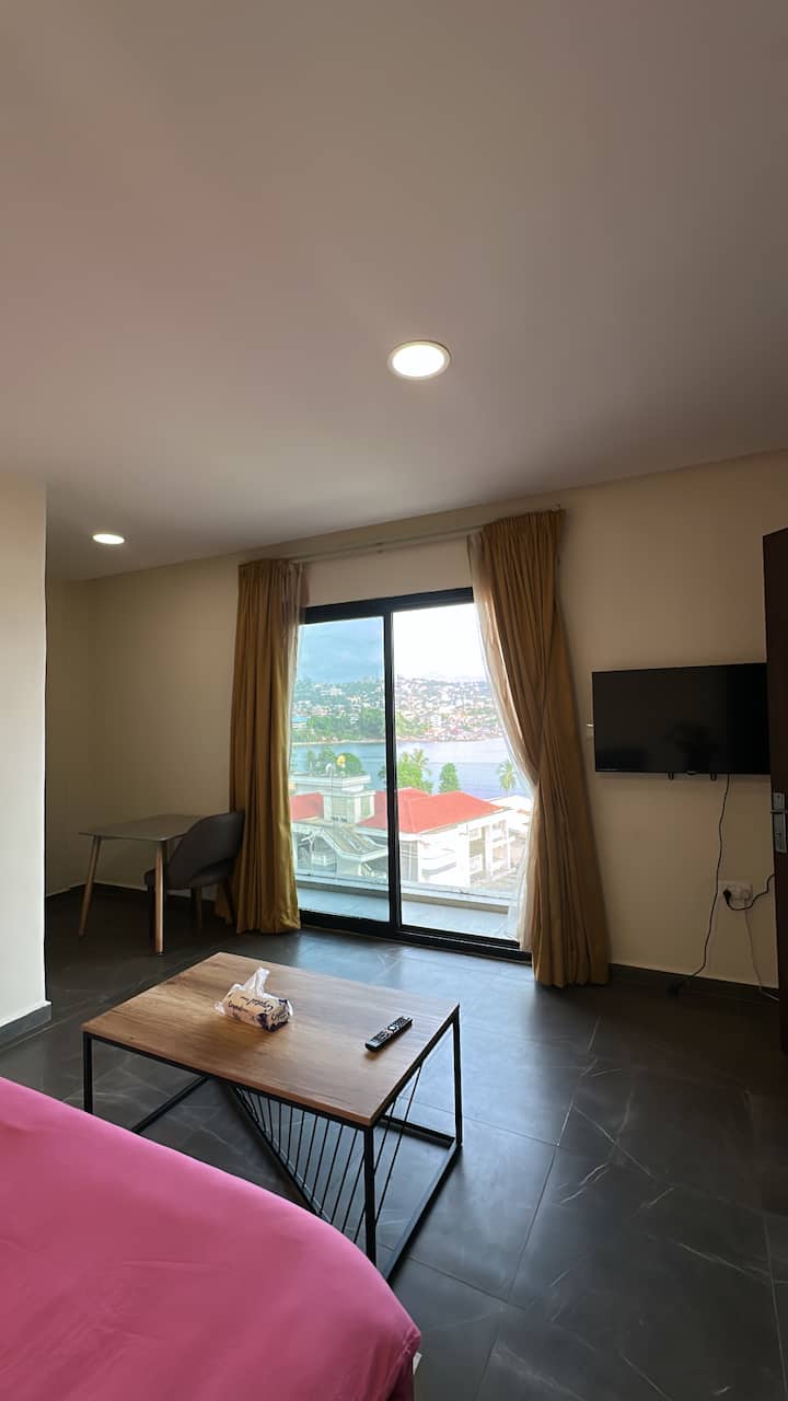 Comfort Room - Freetown