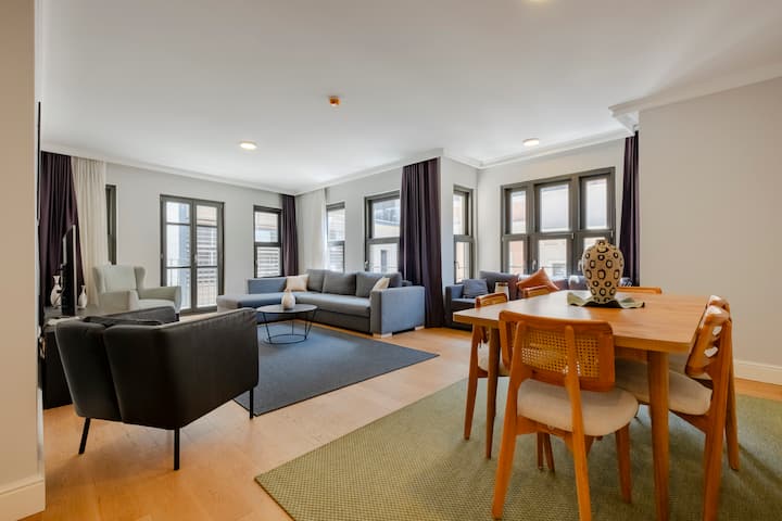 Spacious 3-bedroom Apartment - Istanbul