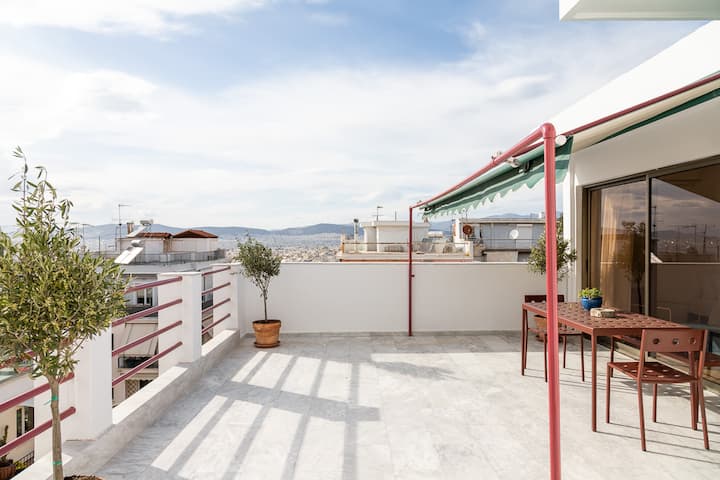 Serenity Penthouse With Terrace In Exarchia - Athens