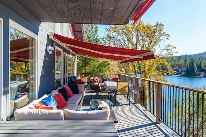 562) Massive 8 Bedroom On The Lake! - Groveland, CA