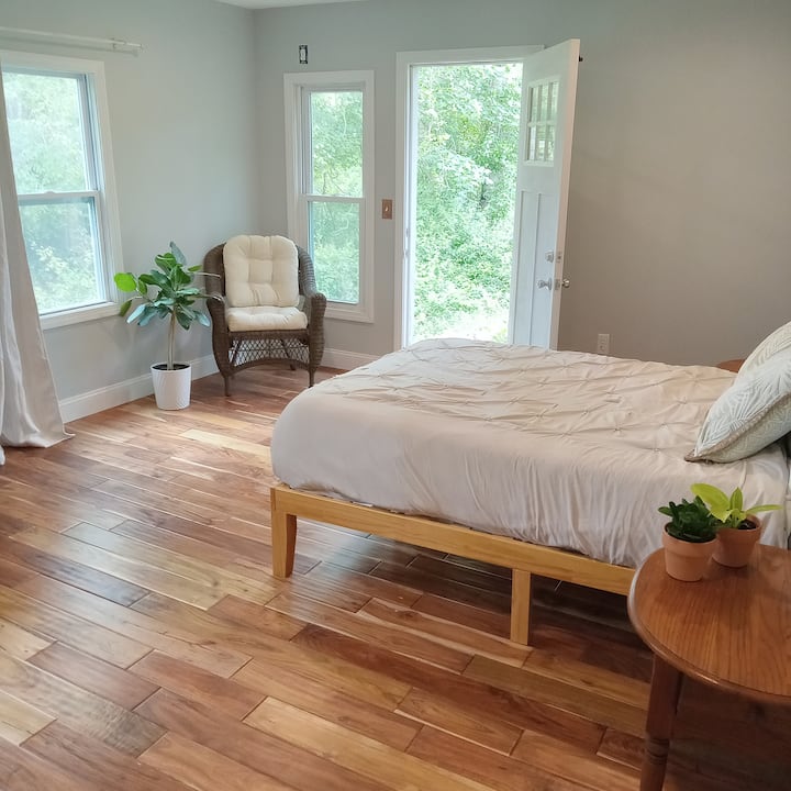 Zen Room With Deep Soak Bathtub - Dartmouth, MA