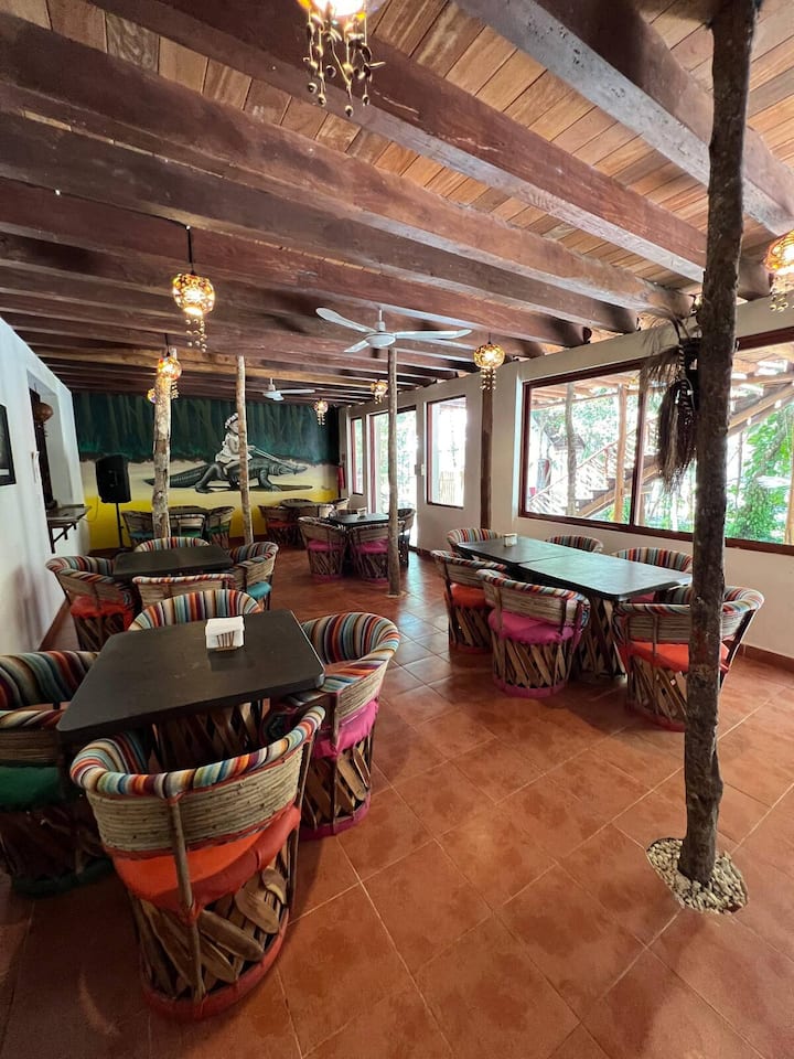 Hermosa Cabaña En La Jungla Maya - Akumal