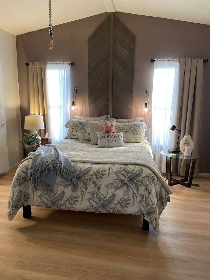 Terra Gianni - Pahrump, NV