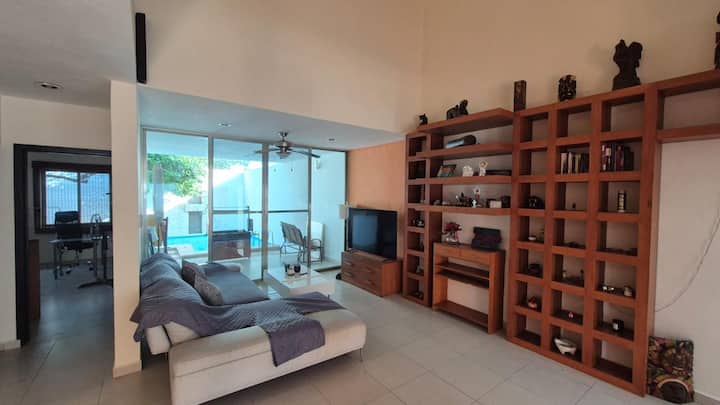 Casa Privada Con 3 Habitaciones. - Valladolid