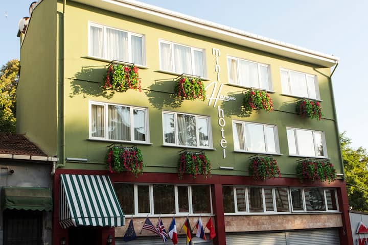 A Stay İN The Heart Of The City - Estambul