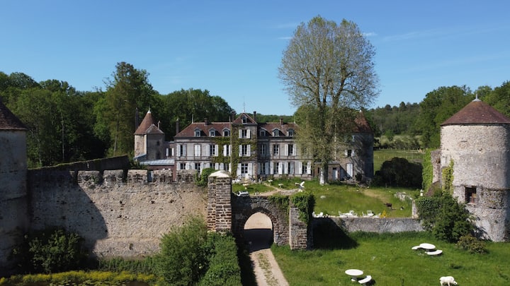 Relais Parc Du Château Manou - Centro