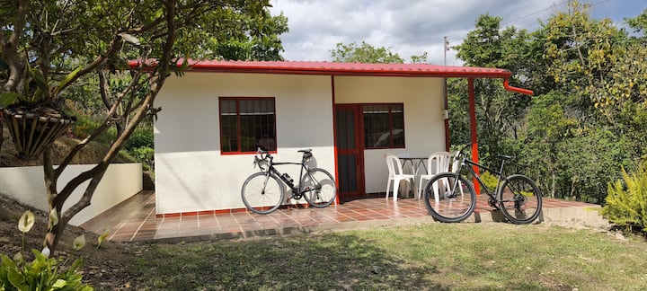 Cabaña, Vistas Y Rutas Ciclistas - Choachí