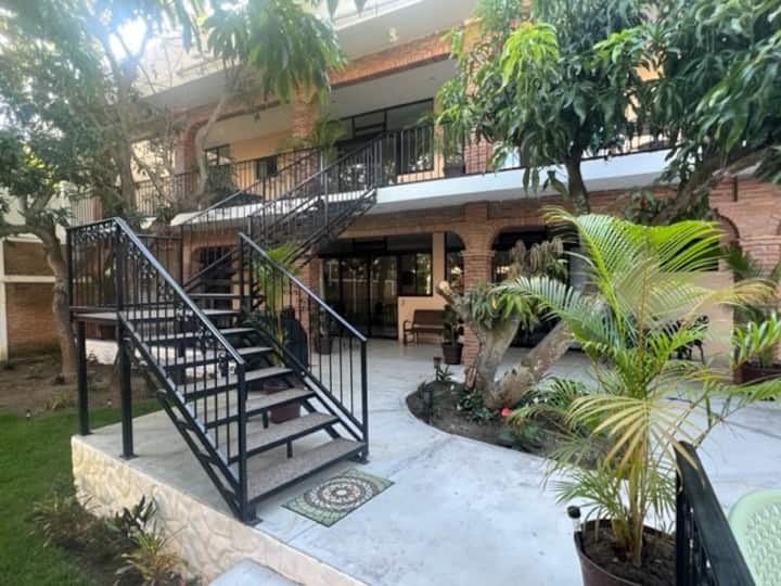 Elena's On The Beach - Garden View Villa #1 - Los Ayala
