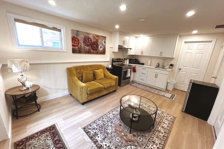 Brand New Unit Near Doon South - Chicopee