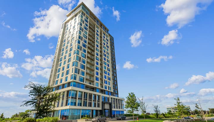 New With Amenities! Bright 2bd/2ba W/ City Views - Ottawa