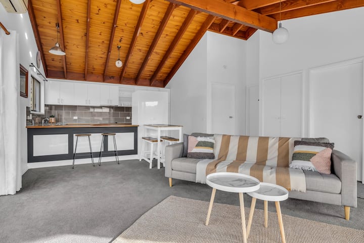 Retreat On Reid Street - Tura Beach