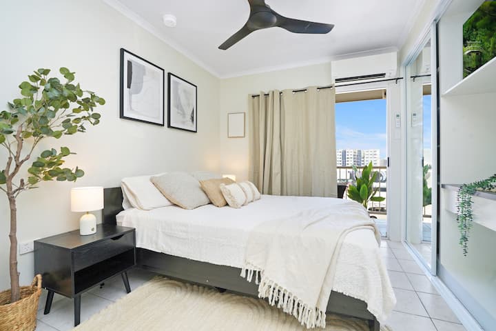 May Offers $130 Jacuzzi - Cbd & Sunset Balcony - Darwin
