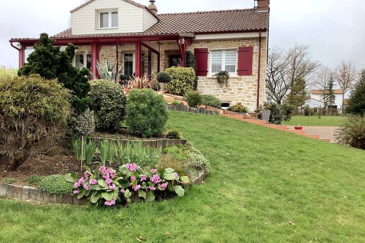 Chambre, Sdb Et Toilettes Privatives - Oudon