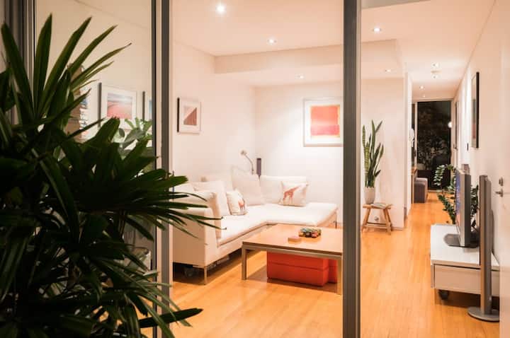Prime Location Cozy Apartment - Rosebery