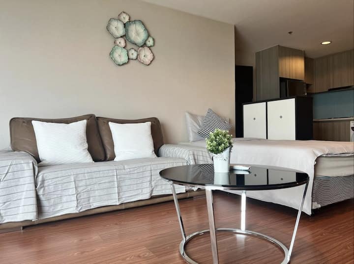 Large 2 Bedroom/rama 9/train Night Market /Rca - バンコク