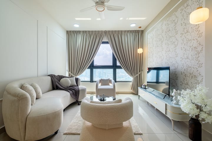 Cozy Home Near Mrt/lrt To Trx/bukit Bintang/klcity - Kuala Lumpur