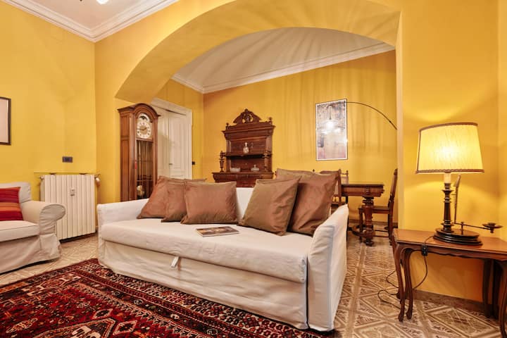 Acadamis | Rifugio Dei Mercanti - Centro Storico - Turin