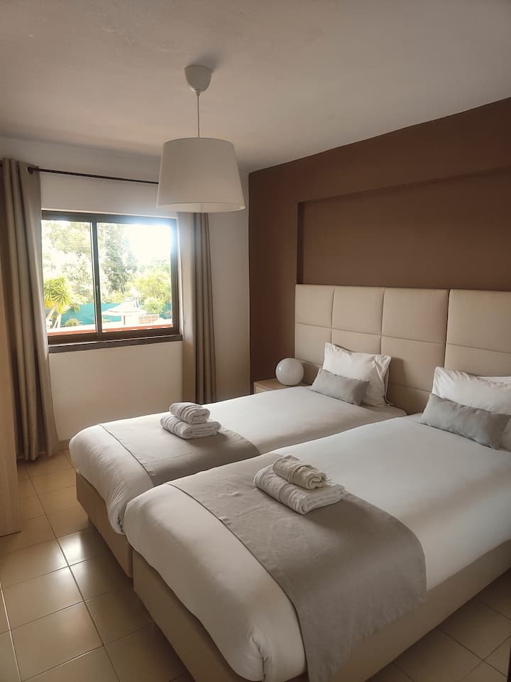 Apartment With Pool View - Albufeira