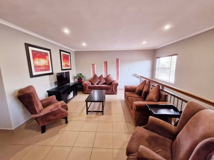 Two Bedroom Self Catering - Benoni