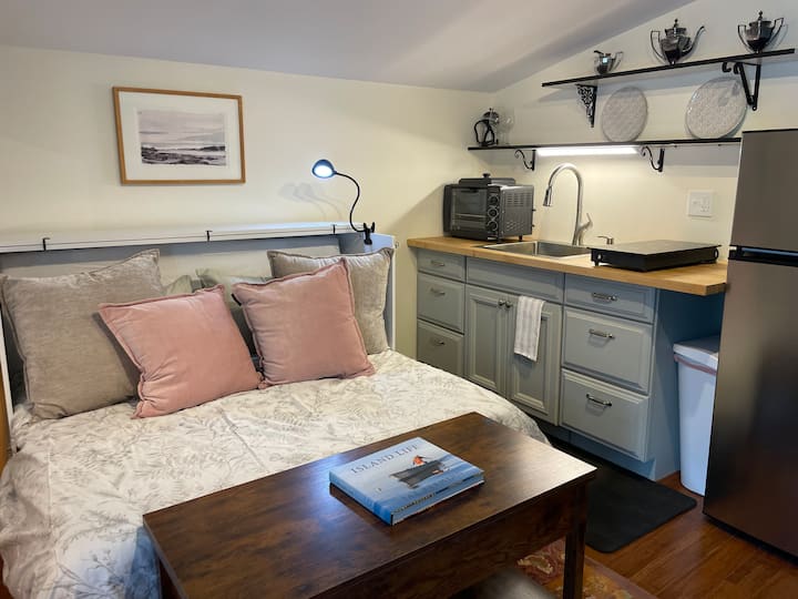 Teacup Apartment - Rockland, ME