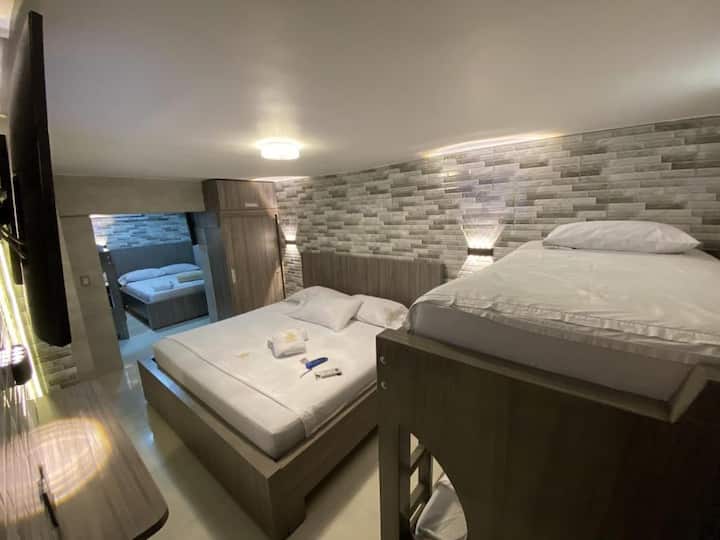Habitación Deluxe Familiar 115 - Bucaramanga