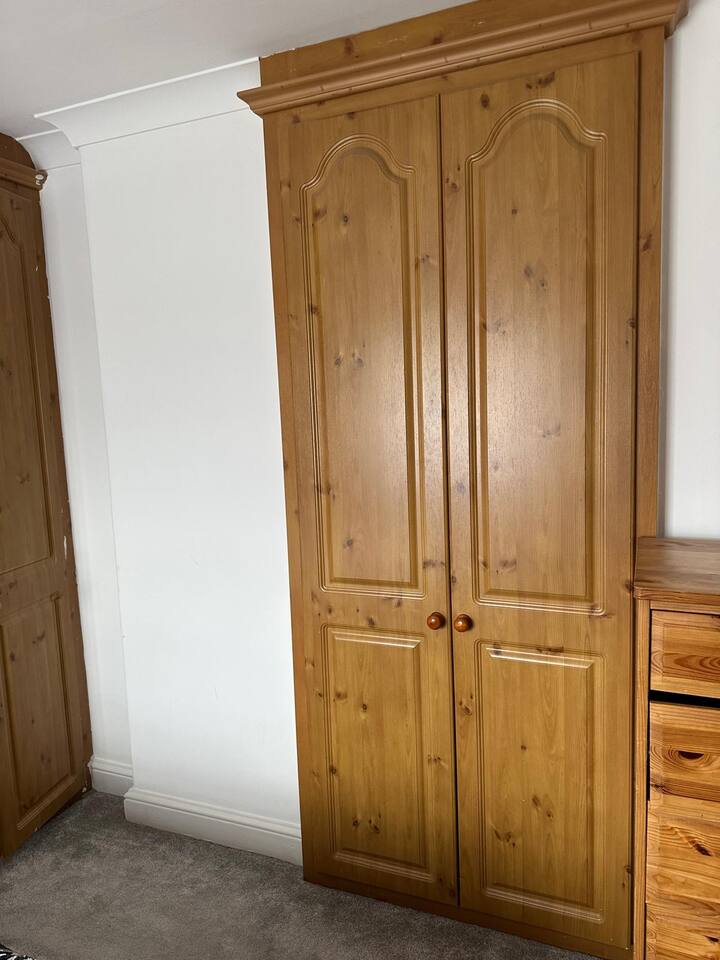 Vinax Home From Home. - Enfield