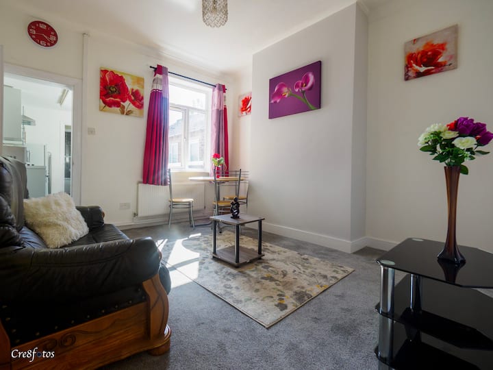 Newlands Deluxe Family Room 2 - Stoke-on-Trent