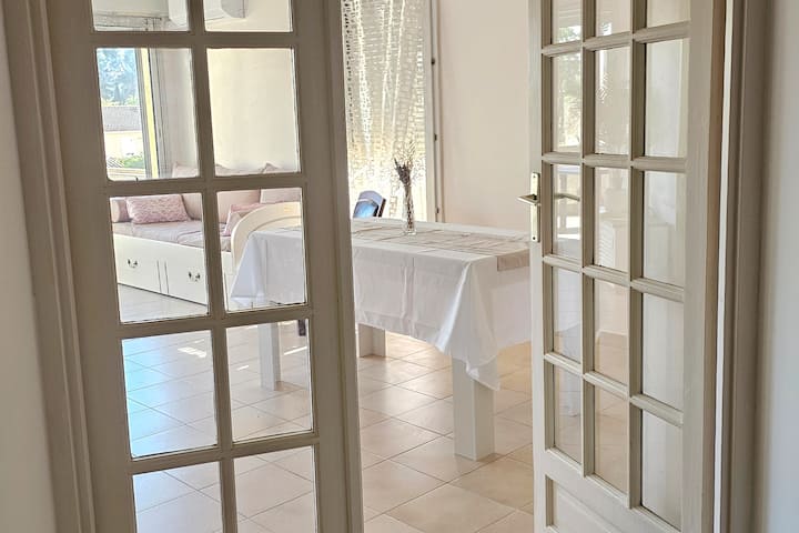 Glow & Charm In Provence - Fos-sur-Mer