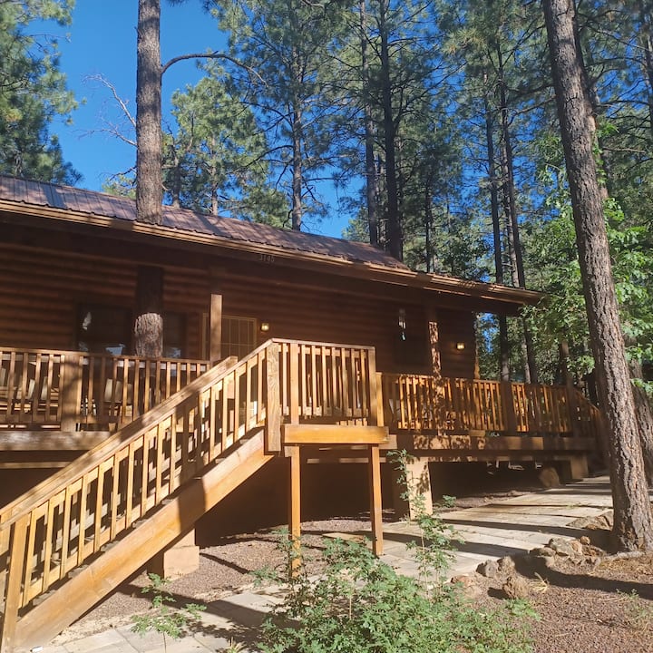 Escape To A Cozy Family Cabin - Pinetop-Lakeside, AZ
