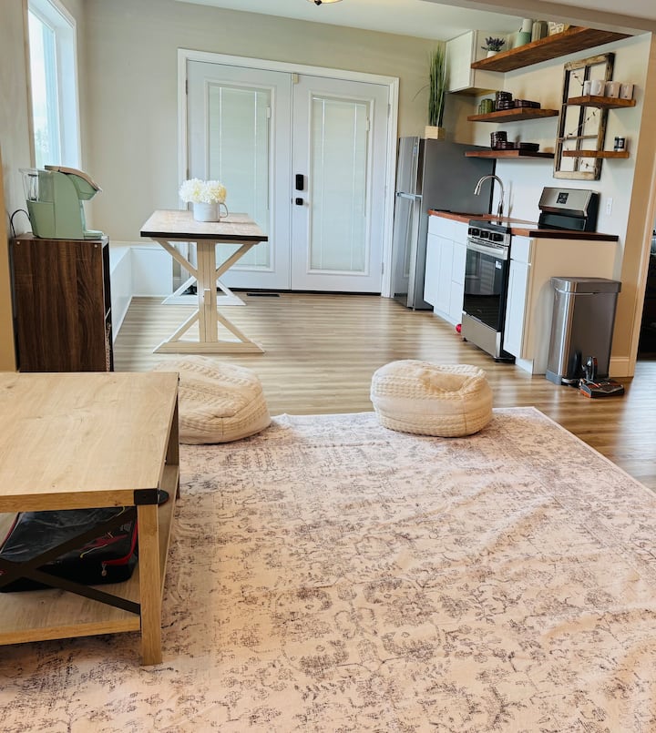 Mountain Gem Vacation Rental #2 - Eagle River - Anchorage, AK