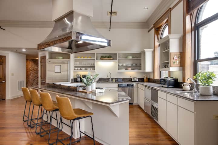 Grand Penthouse | Jacuzzi Tub+chefs Kitchen+pking - 拉法葉