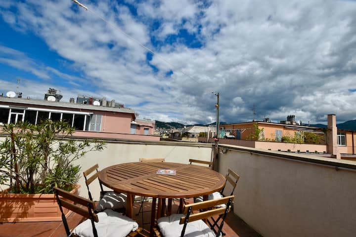 Classic Panoramic Apartament - Génova