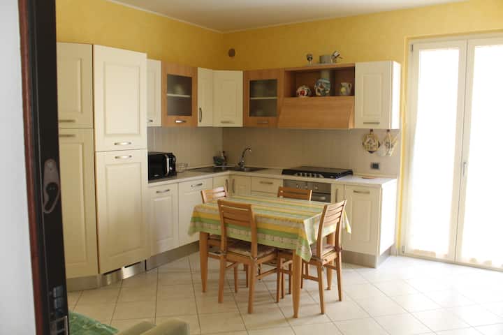Appartamento Fronte Mare Con Terrazza Per Famiglie - Cupra Marittima