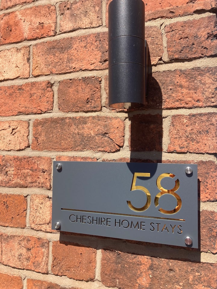 Cheshire Homestays - Crewe