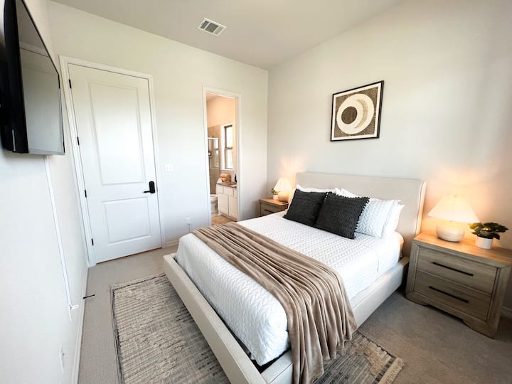 The Oaxacan Suite Experience - Lux And Peaceful - Kyle, TX