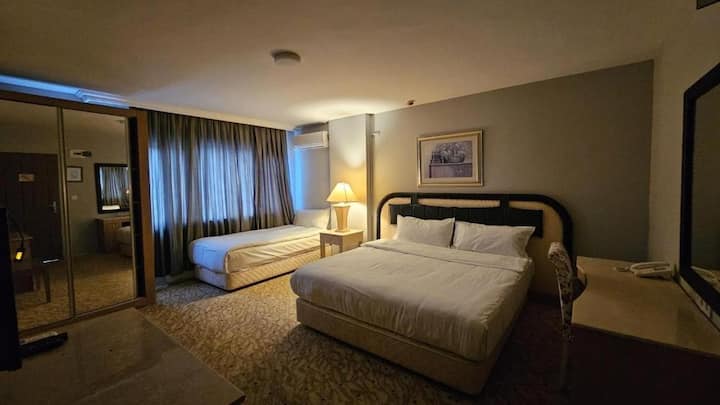 Antalya 3 Kişilik Deluxe Oda - Aksu