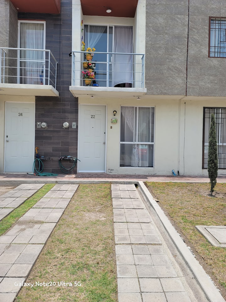 Bonita Casa Villa De Nextlalpan - Ojo de Agua