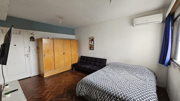 Monoambiente En Cordón - Montevideo
