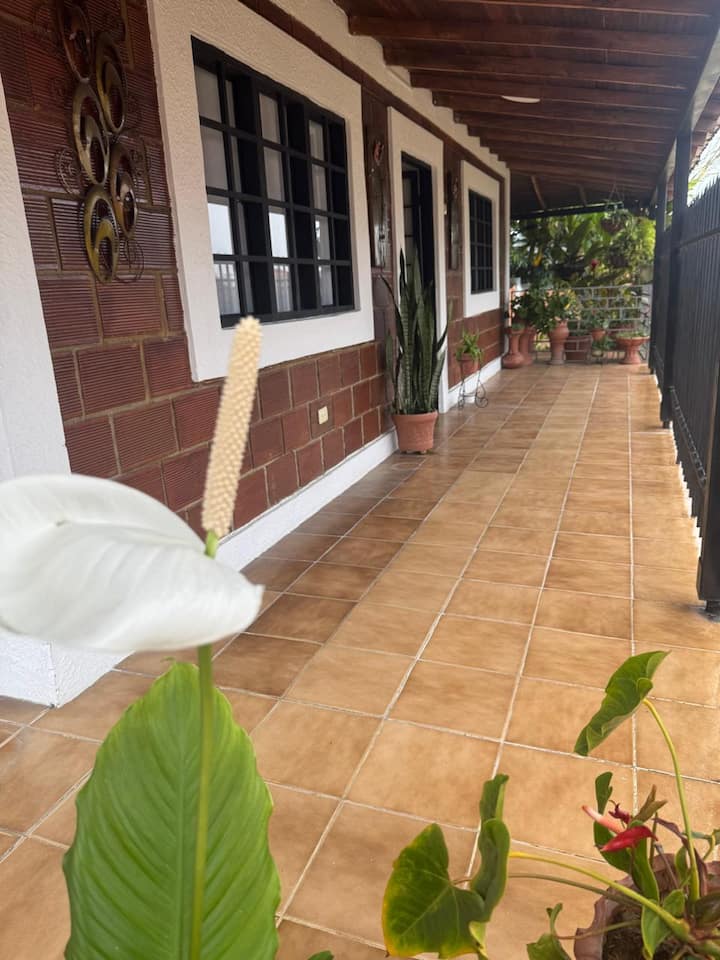 Cálido Apartamento En Chinácota - Bochalema