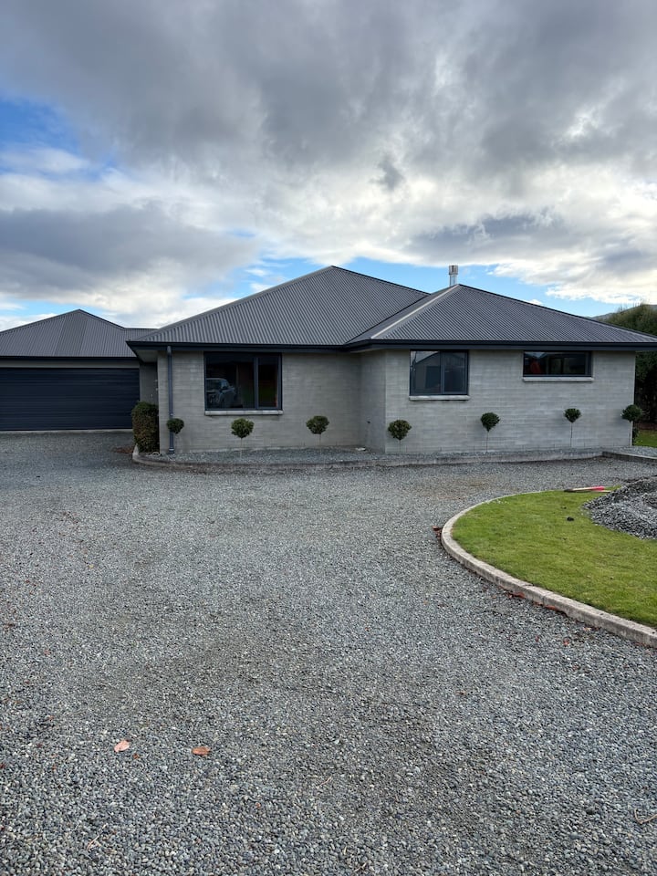 Lawson Burrows House - Te Anau